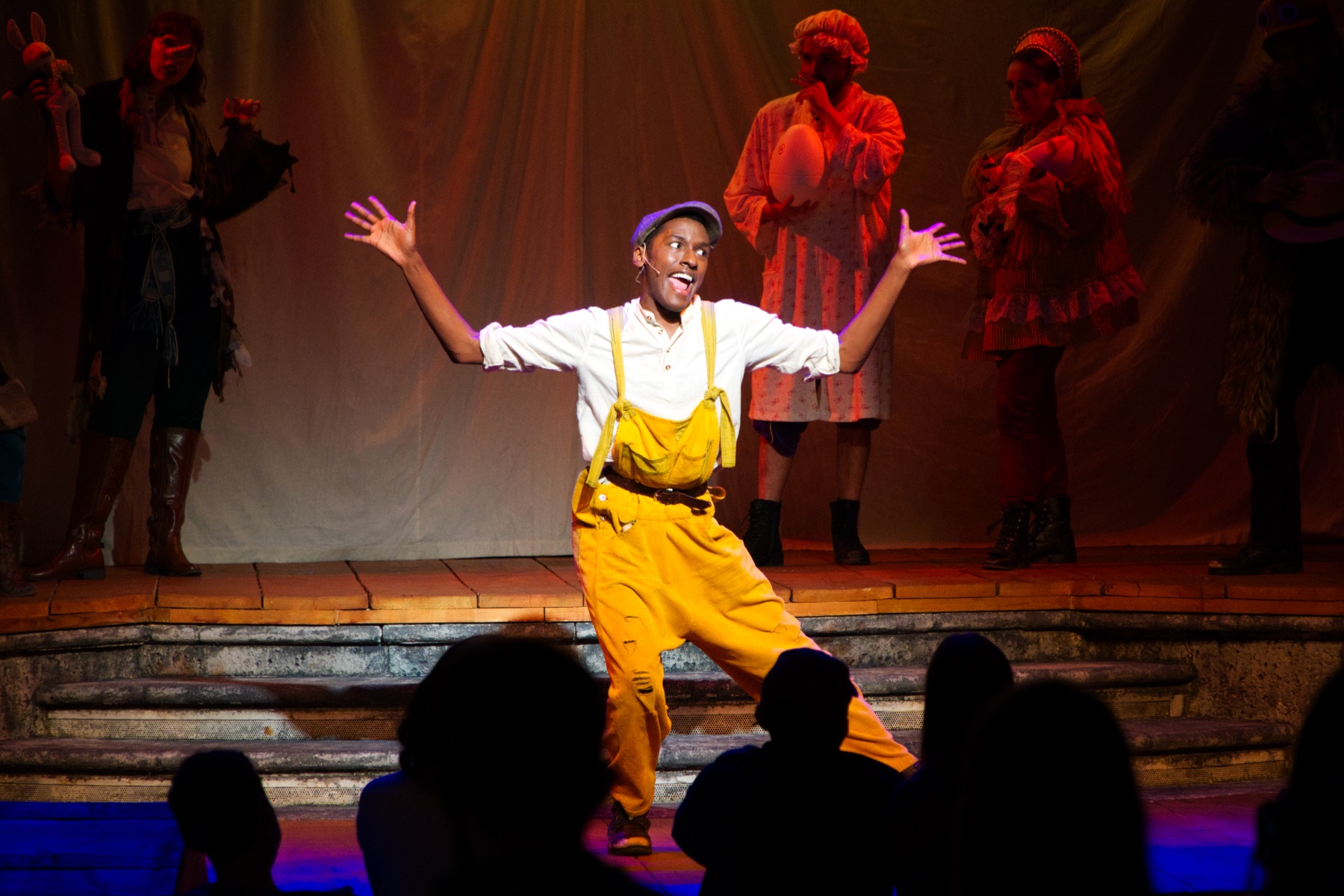 Review: Area Stage takes its boisterous ‘Shrek the Musical’ outside ...