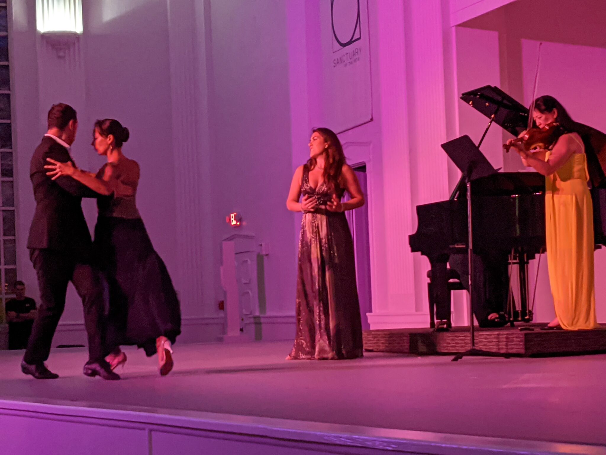 ABRE SUS PUERTAS EL ACOGEDOR ‘SANTUARIO DE LAS ARTES’ DE CORAL GABLES ...