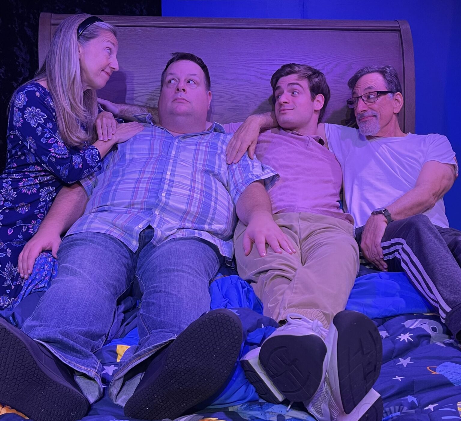 Review: Ronnie Larsen casts the family he’s missing in 'The Actors ...