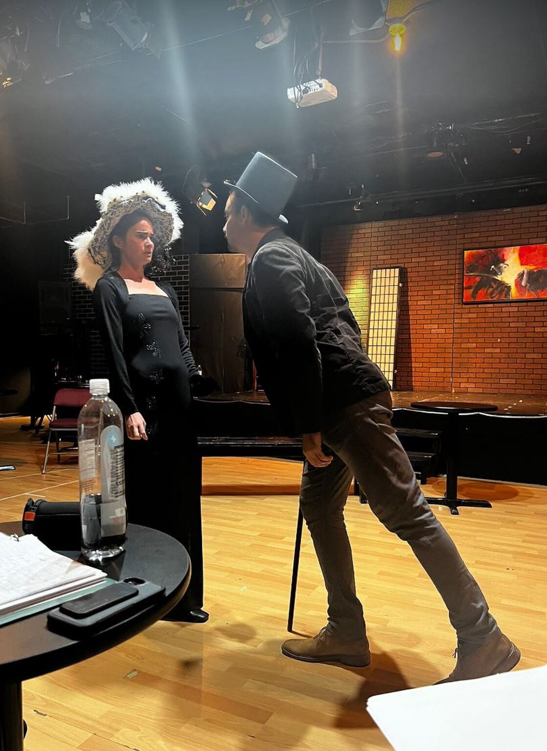 LARRY VILLANUEVA DIRIGE ‘LA SOPRANO CALVA’ DE IONESCO EN EL BLACK BOX ...