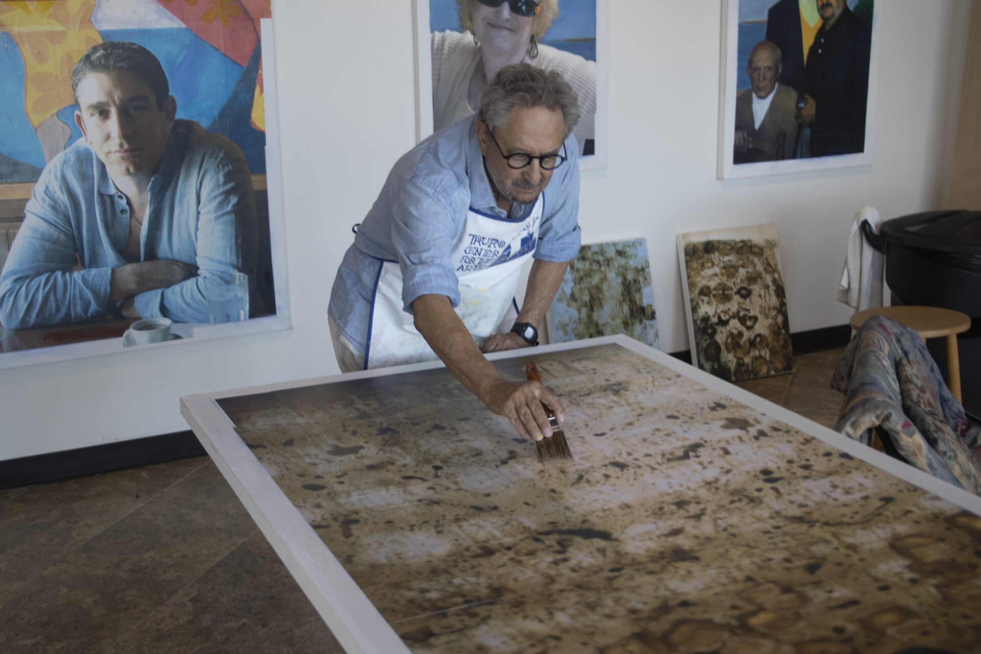 Raymond Elman's Portraits Tell Stories at the Jewish Museum - ArtburstMiami