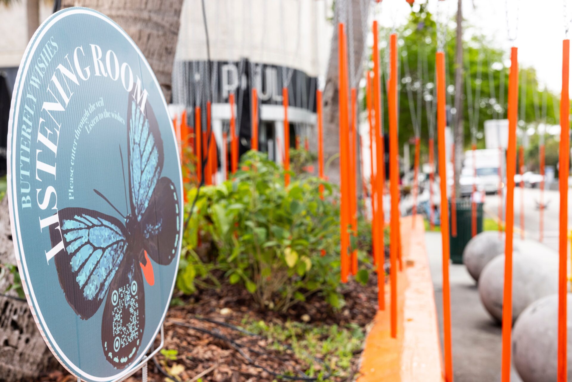 Botanical art installations by landscape designers enhance Lincoln Road ...